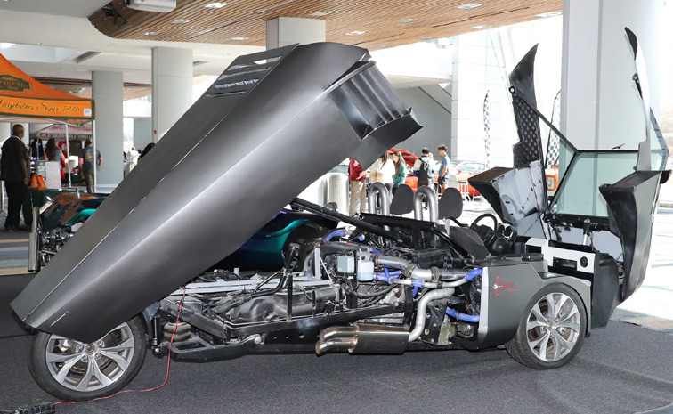 మూడు చక్రాల వింత వాహనం: ఇలాంటిది మీరెప్పుడూ చూసుండరు (ఫోటోలు) | Radical ...