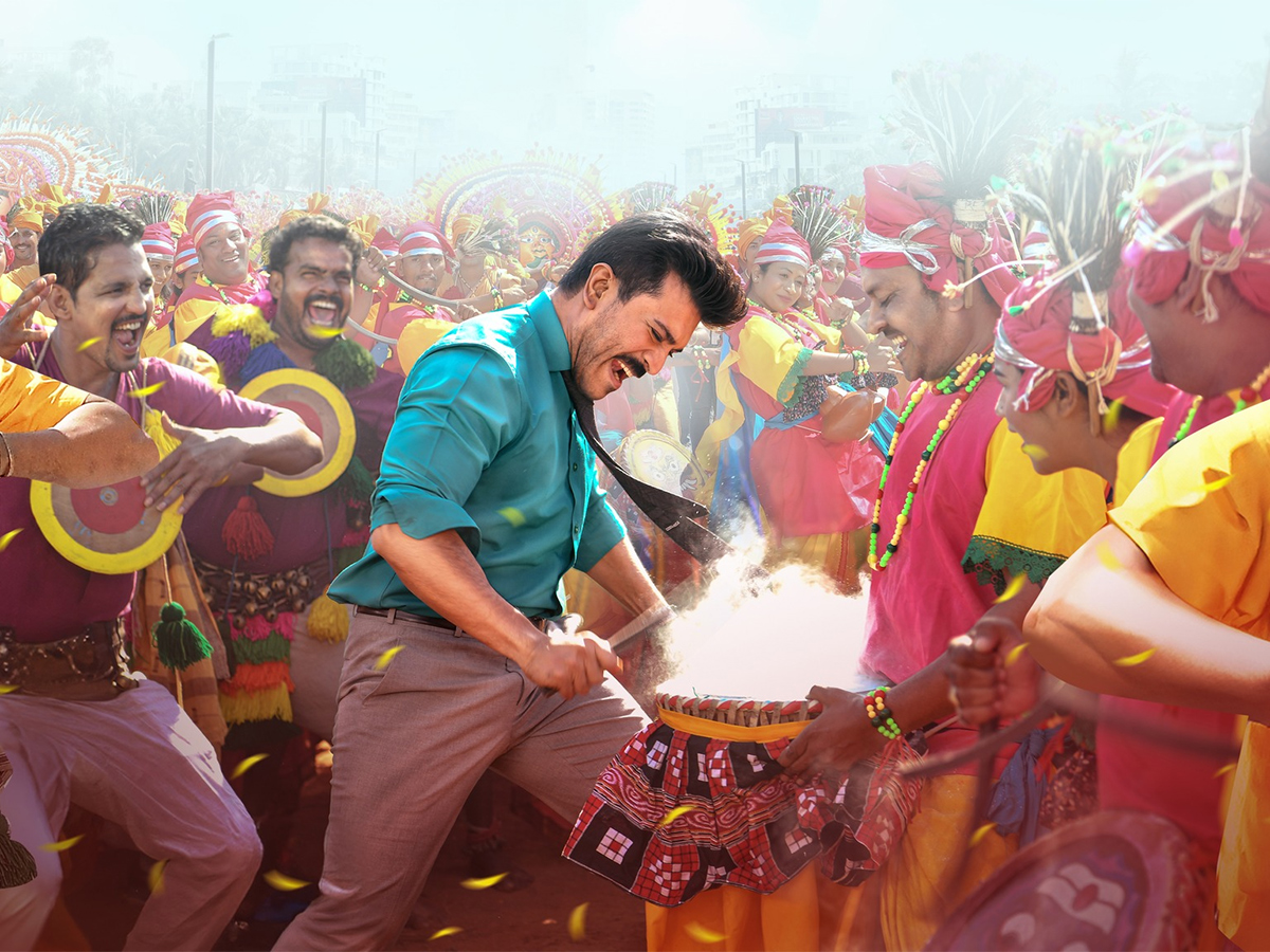 రామ్ చరణ్ ‘గేమ్ ఛేంజర్’ మూవీ HD స్టిల్స్‌ | Ram Charan's Game Changer ...