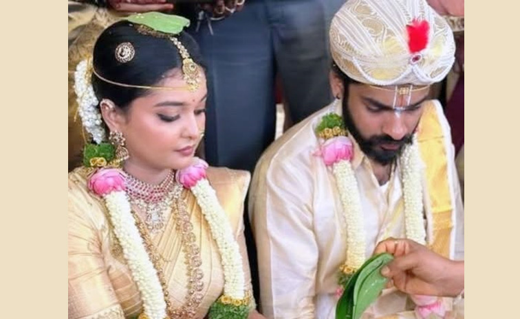 ‘ప్రేమ ఎంత మధురం’ సీరియల్‌ హీరోయిన్‌ ‘అను’ పెళ్లి సందడి (ఫొటోలు ...