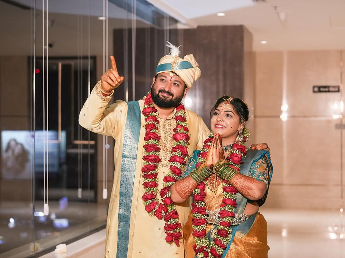సీరియల్ నటి స్రవంతితో సాయికిరణ్ పెళ్లి..ఫోటోలు వైరల్‌ | TV Actor Sai ...
