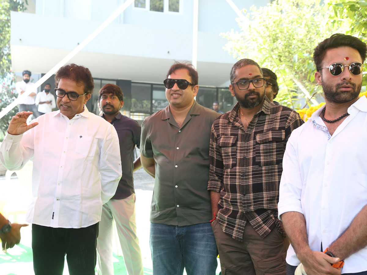 శివాజీ తాజా చిత్రం ‘దండోరా’ ప్రారంభం (ఫొటోలు) | Hero Navadeep And ...