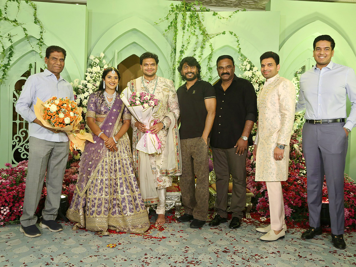 ఫిలిం ఫైనాన్స్ బంగారు బాబు కొడుకు నిశ్చితార్థ వేడుకలో ప్రముఖులు సందడి ...