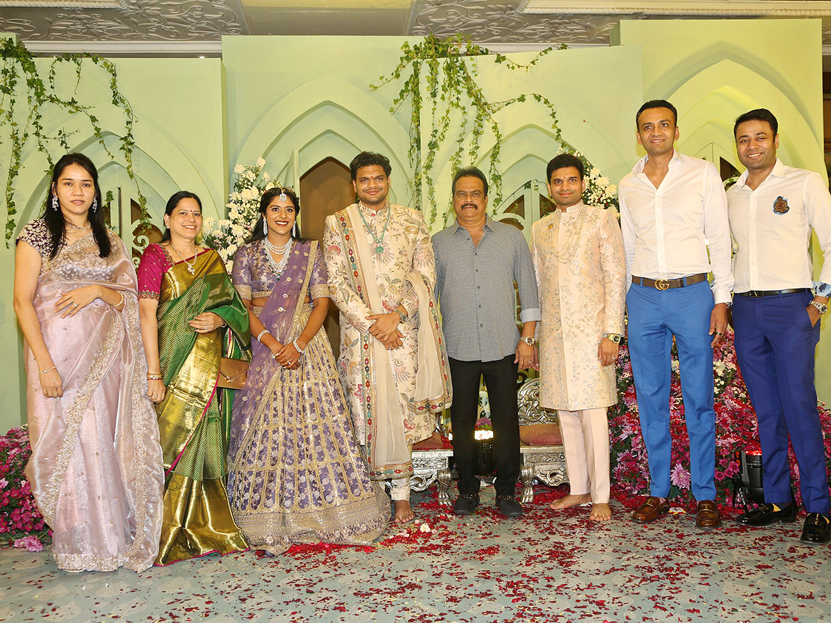 ఫిలిం ఫైనాన్స్ బంగారు బాబు కొడుకు నిశ్చితార్థ వేడుకలో ప్రముఖులు సందడి ...