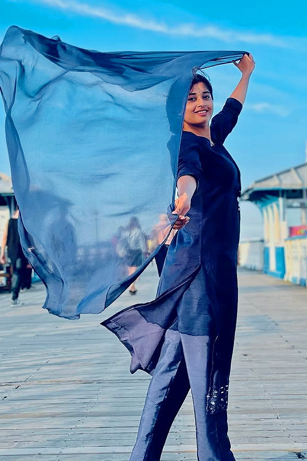 జీవితంలో కొత్త అధ్యాయం షురూ అంటున్న పుష్ప 2 కొరియోగ్రాఫర్‌ (ఫోటోలు ...