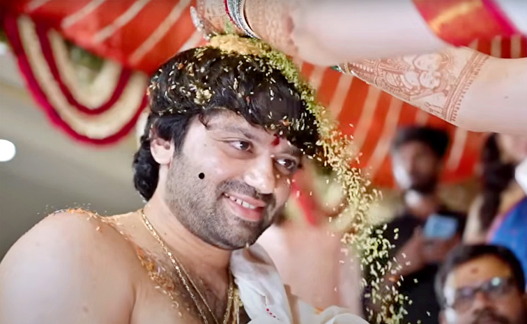 పెళ్లి ఫోటోలు షేర్‌ చేసిన వరాహరూపం సింగర్‌ శ్రీలలిత (ఫోటోలు) | Varaha ...