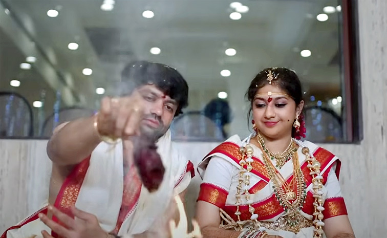 పెళ్లి ఫోటోలు షేర్‌ చేసిన వరాహరూపం సింగర్‌ శ్రీలలిత (ఫోటోలు) | Varaha ...