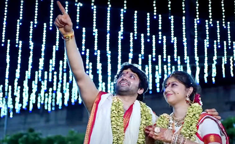 పెళ్లి ఫోటోలు షేర్‌ చేసిన వరాహరూపం సింగర్‌ శ్రీలలిత (ఫోటోలు) | Varaha ...