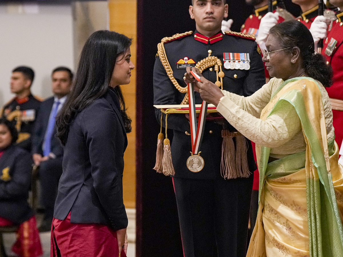 రాష్ట్రపతి చేతుల మీదుగా ఖేల్‌రత్న, అర్జున అవార్డుల ప్రదానం (ఫొటోలు ...