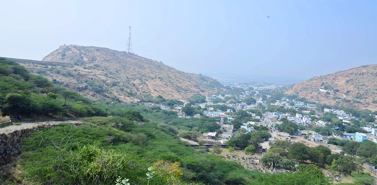 ఆంధ్ర ప్రదేశ్ : రాచరిక దర్పం..గుత్తి కోట రహస్యాలు ఇవిగో.. (ఫొటోలు ...
