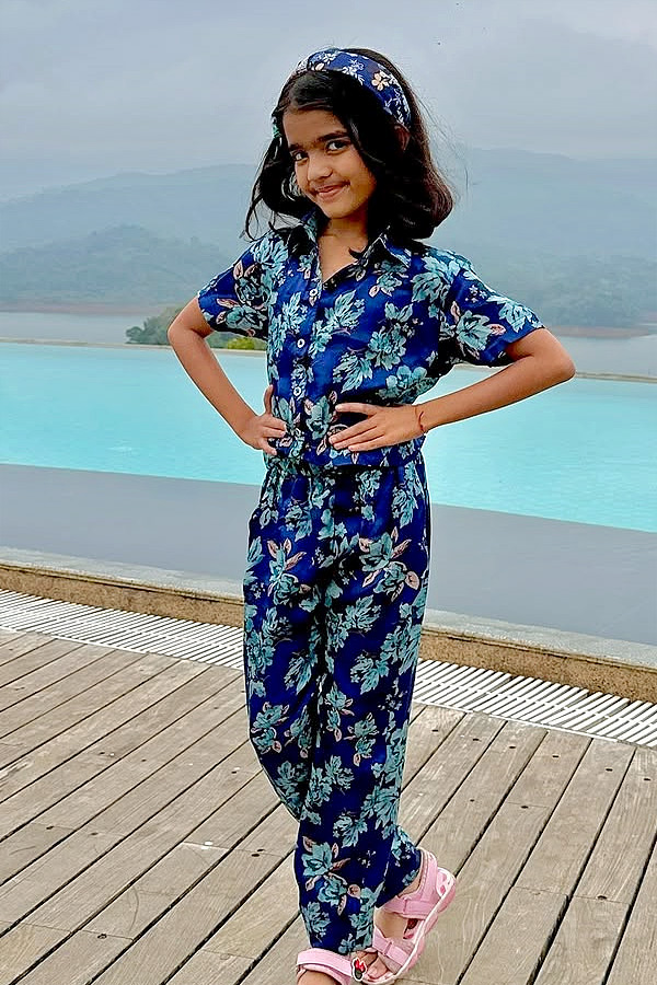 ఫ్యామిలీ వేకేషన్‌లో చిల్ అవుతోన్న టాలీవుడ్ యాంకర్ రవి (ఫోటోలు) | Anchor ...