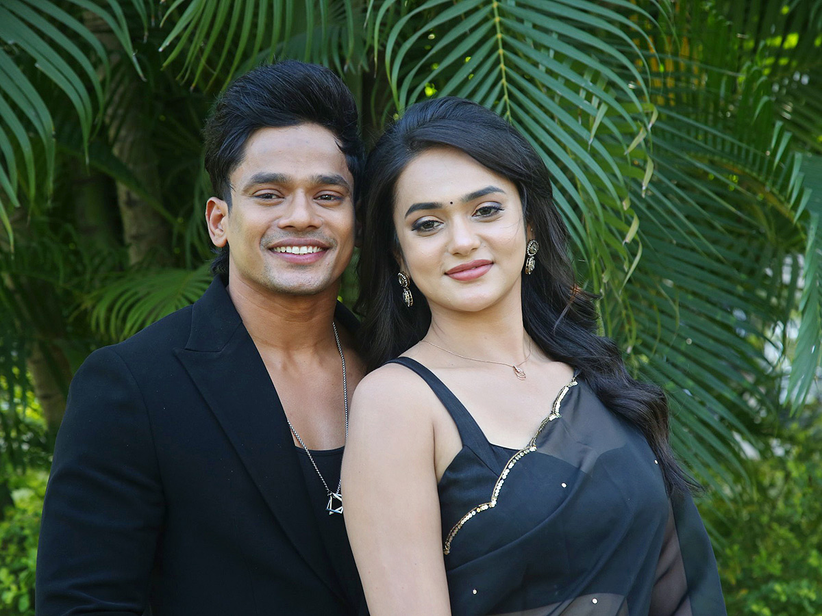 మెహబూబ్ దిల్ సే, శ్రీ సత్య నువ్వే కావాలి సాంగ్ లాంచ్ (ఫొటోలు ...