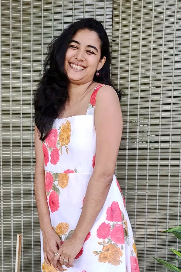 చైల్డ్‌ ఆర్టిస్ట్‌గా ఎంట్రీ.. హీరోయిన్‌గా దూసుకెళ్తున్న అతిరా (ఫోటోలు ...