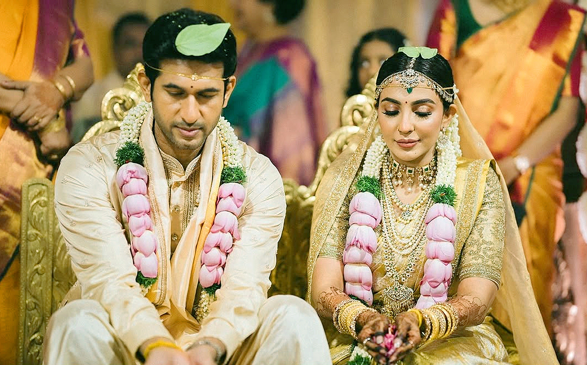 హైదరాబాద్ యువకుడితో మలయాళీ నటి పెళ్లి.. ఫోటోలు వైరల్‌ | The GOAT ...