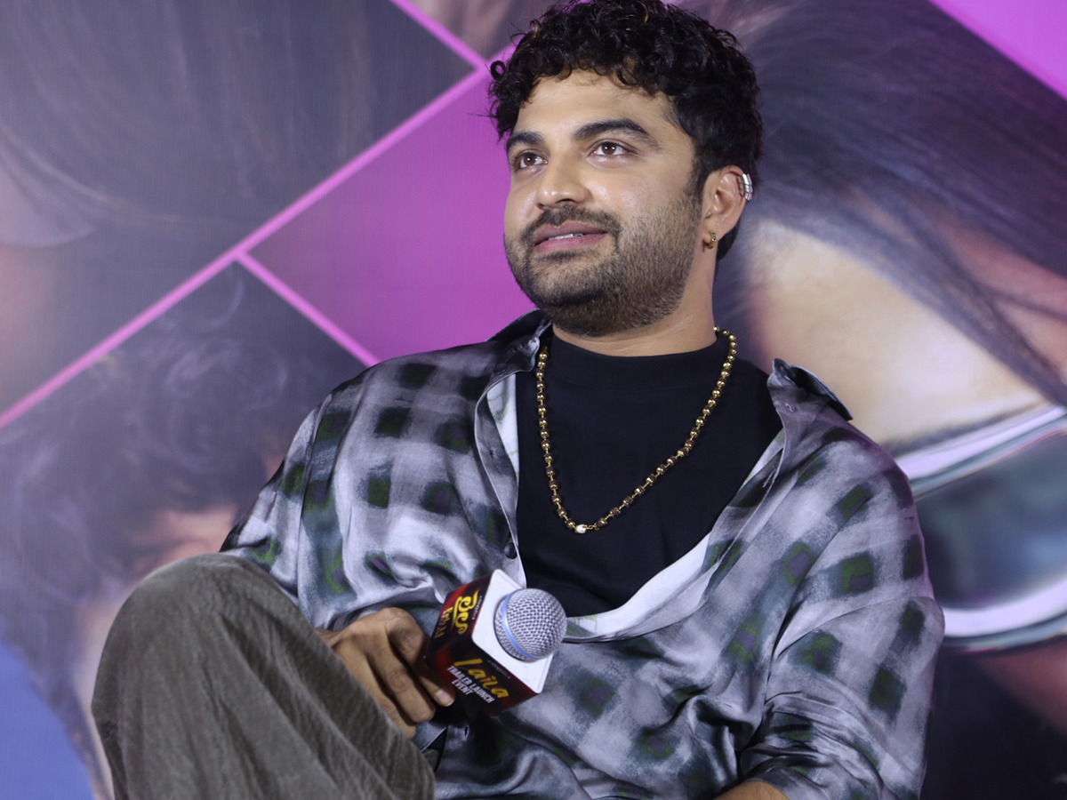 విశ్వక్‌ సేన్ 'లైలా'మూవీ ట్రైలర్‌ లాంచ్‌ (ఫొటోలు) | Vishwak Sen Laila ...