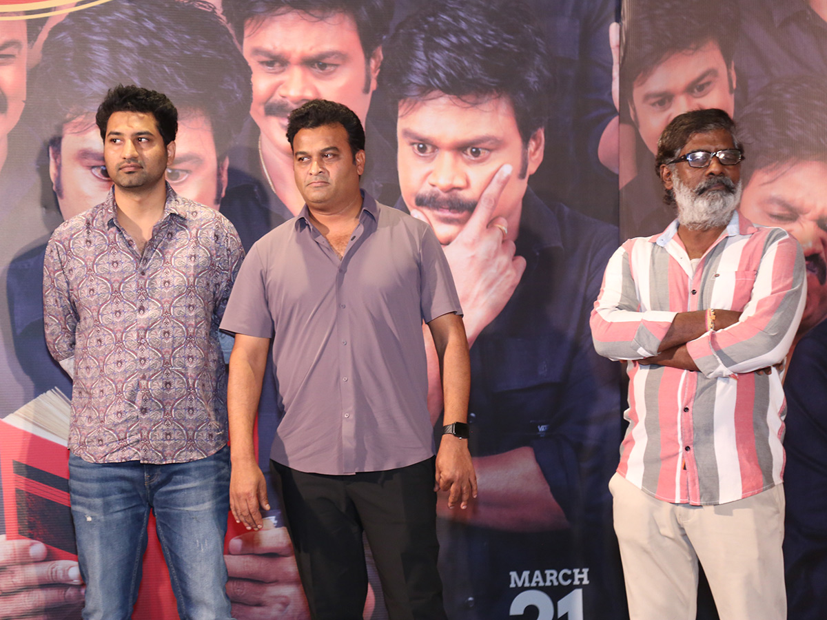సప్తగిరి ‘పెళ్ళి కాని ప్రసాద్‌’ మూవీ ప్రెస్‌మీట్‌ (ఫొటోలు) | Pelli Kani ...