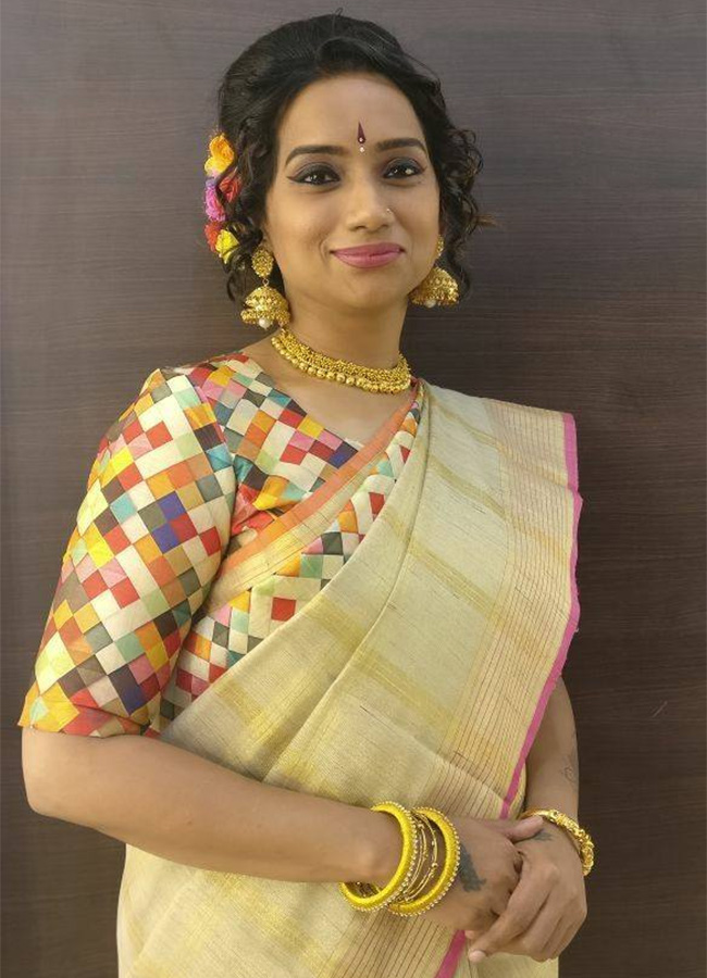 సింగర్ కల్పన ఎవరు? ఆమె ఫ్యామిలీ డీటైల్స్ (ఫొటోలు) | Singer Kalpana ...