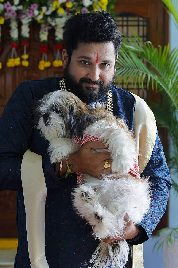 సీరియల్ బ్యూటీ స్రవంతి.. భర్తతో సరదాగా ఇలా (ఫొటోలు) | Serial Actor Sai ...