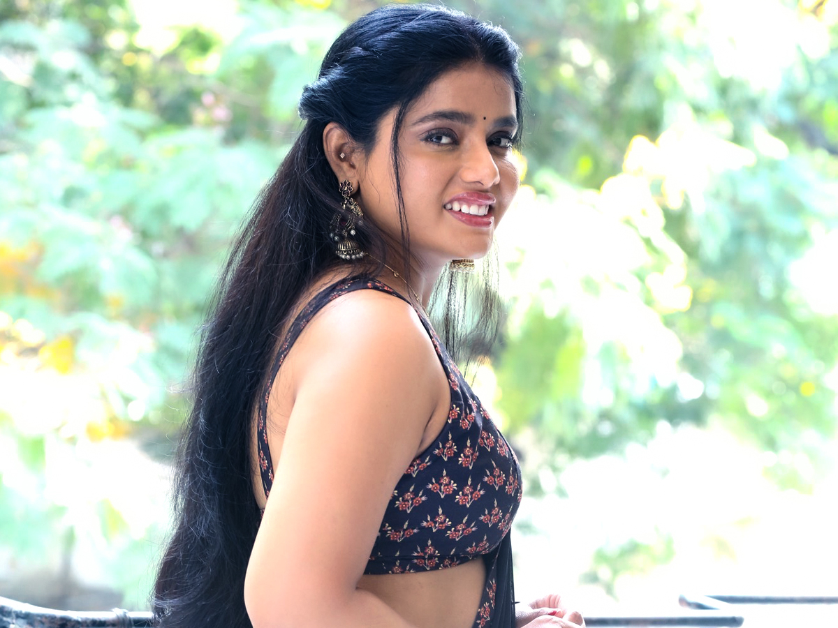 ‘డియర్ ఉమ’ మూవీ హీరోయిన్ సుమయ రెడ్డి (ఫొటోలు) | Dear Uma Movie Telugu ...