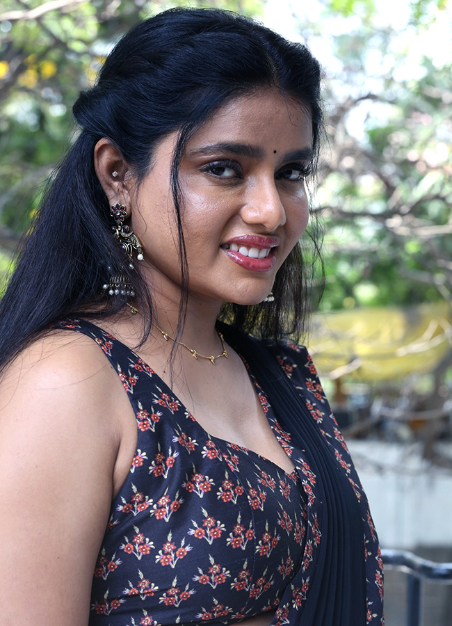 ‘డియర్ ఉమ’ మూవీ హీరోయిన్ సుమయ రెడ్డి (ఫొటోలు) | Dear Uma Movie Telugu ...