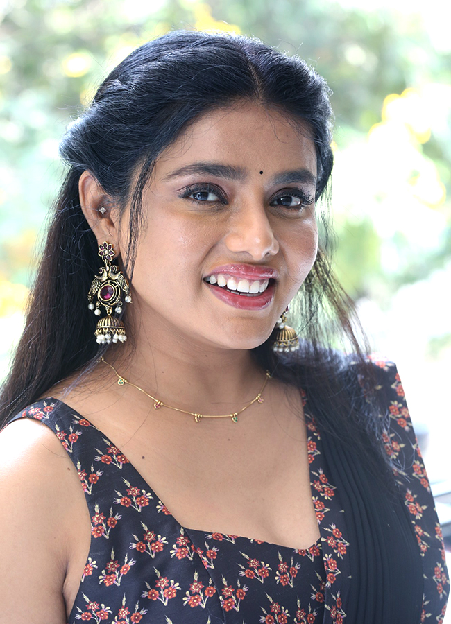 ‘డియర్ ఉమ’ మూవీ హీరోయిన్ సుమయ రెడ్డి (ఫొటోలు) | Dear Uma Movie Telugu ...