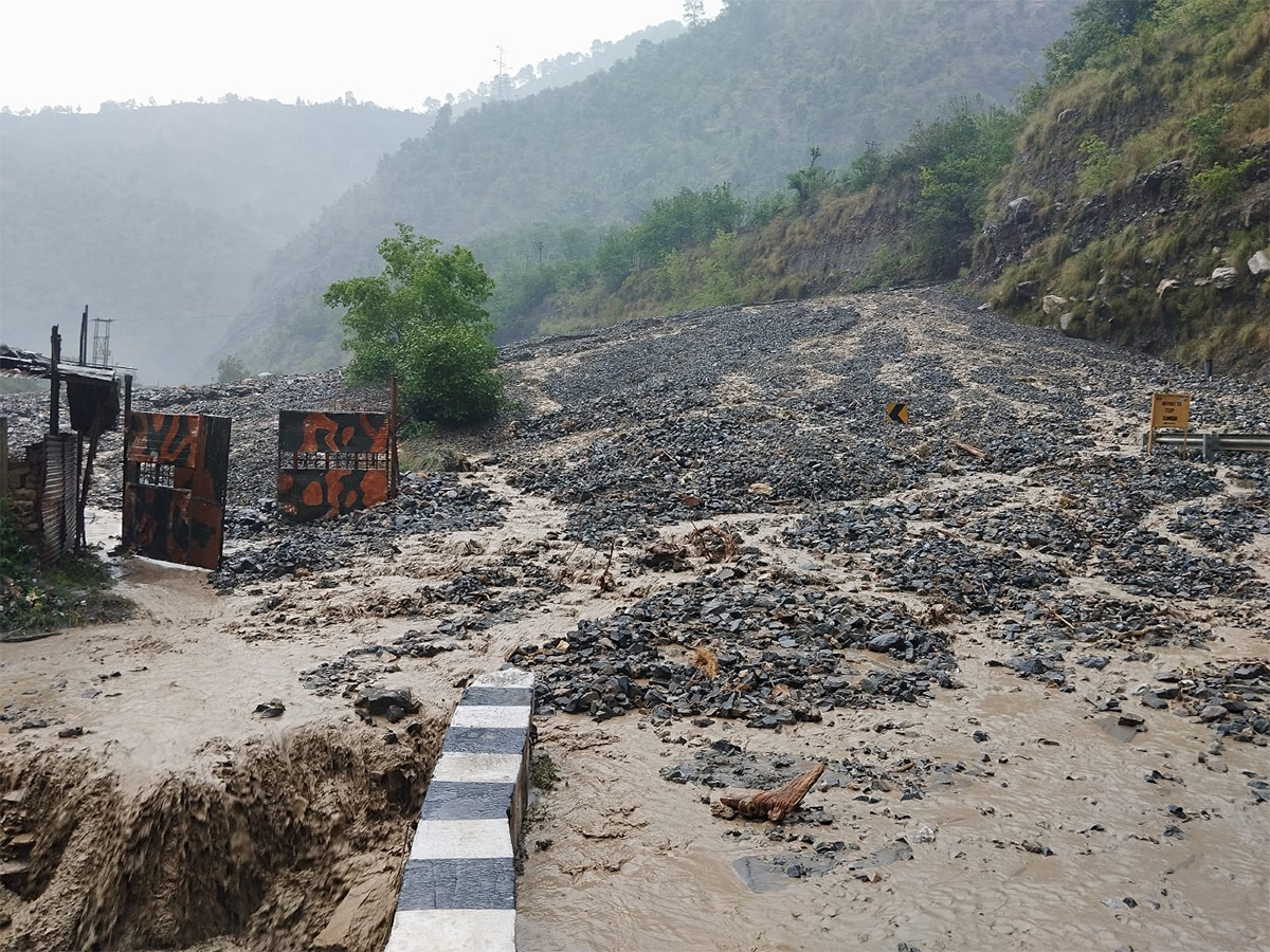 జమ్మూ కశ్మీర్‌ అతలాకుతలం.. ప్రకృతి విలయ తాండవం (ఫొటోలు) | Heavy Rain ...