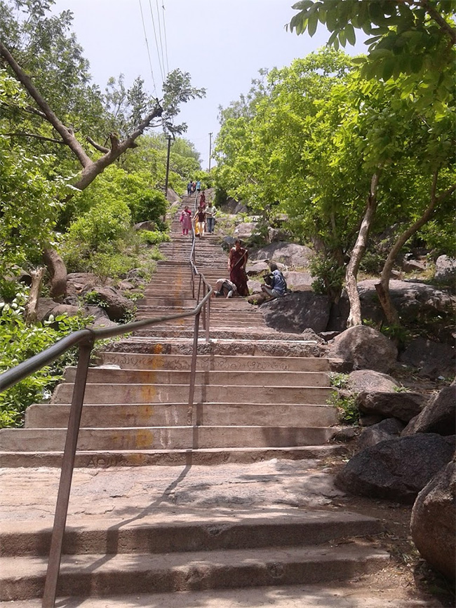 శతాబ్దాల చరిత్రకు నిలయం డిచ్‌పల్లి ఖిల్లా రామాలయం.. అద్భుతాన్ని ...