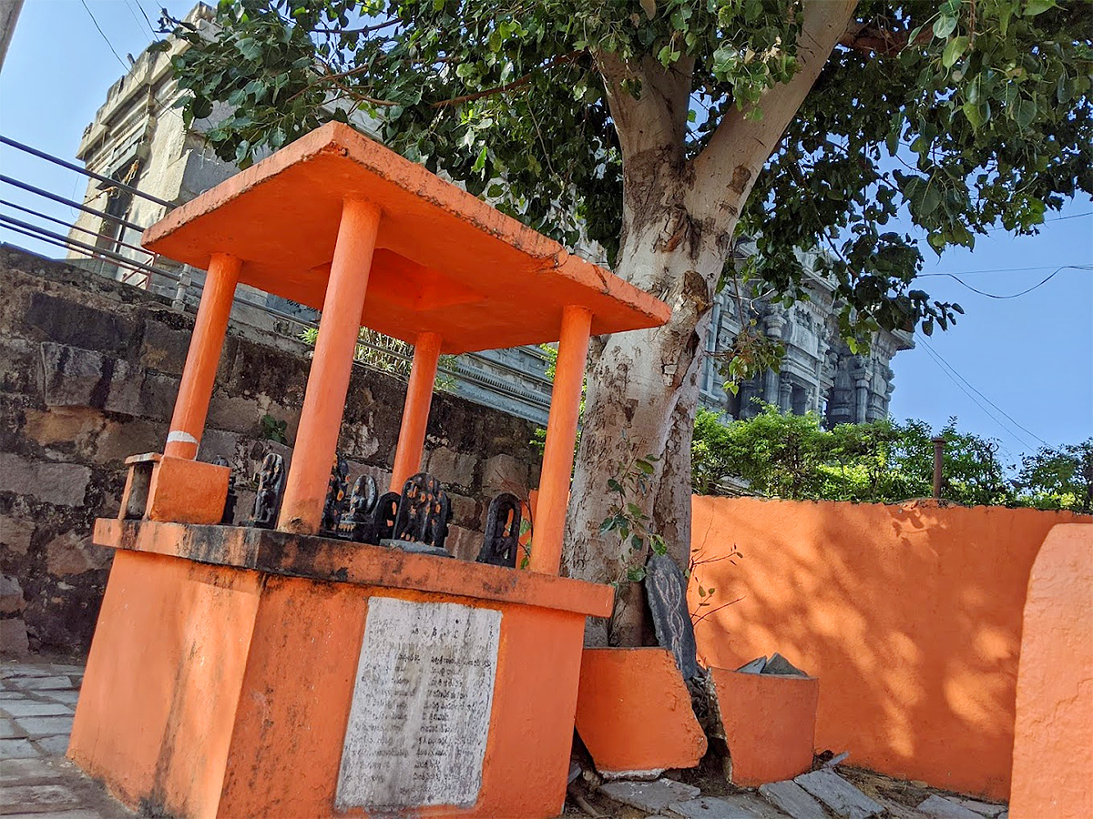 శతాబ్దాల చరిత్రకు నిలయం డిచ్‌పల్లి ఖిల్లా రామాలయం.. అద్భుతాన్ని ...