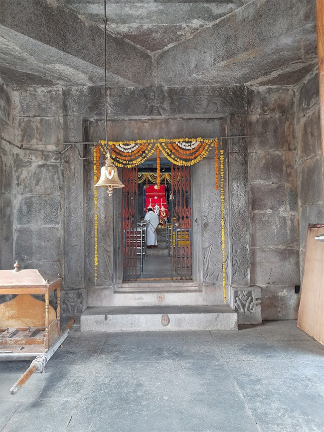 శతాబ్దాల చరిత్రకు నిలయం డిచ్‌పల్లి ఖిల్లా రామాలయం.. అద్భుతాన్ని ...