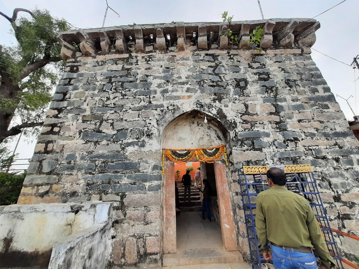 శతాబ్దాల చరిత్రకు నిలయం డిచ్‌పల్లి ఖిల్లా రామాలయం.. అద్భుతాన్ని ...