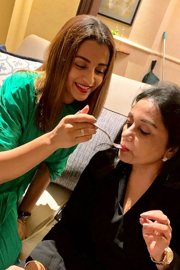 త్రిష తల్లిని చూశారా? ఈమె కంటే అందంగా ఉందిగా! (ఫొటోలు) | Have You Seen ...