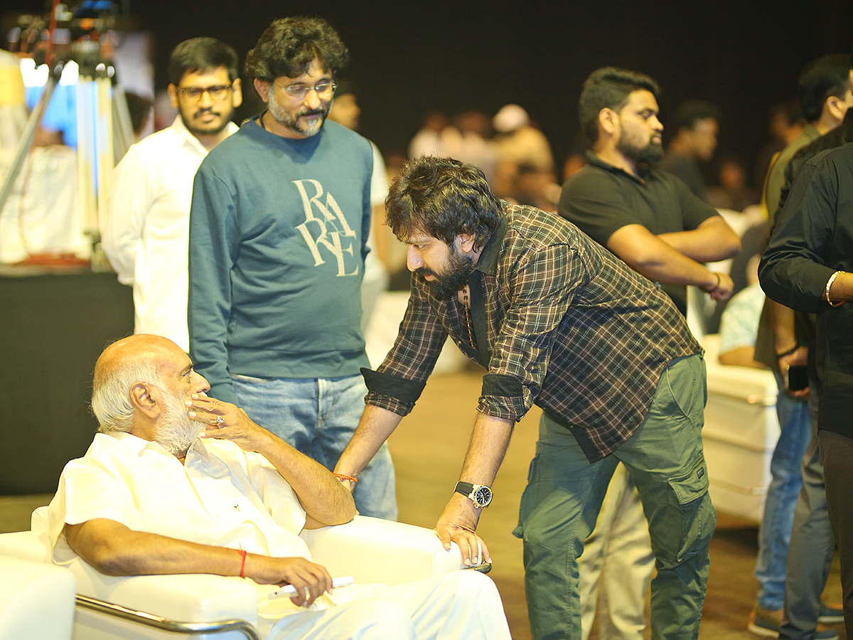 ‘దిల్‌’ రాజు ‘లోర్వెన్‌ ఏఐ’ స్టూడియో లాంచ్‌... టాలీవుడ్ ప్ర‌ముఖులు సంద ...