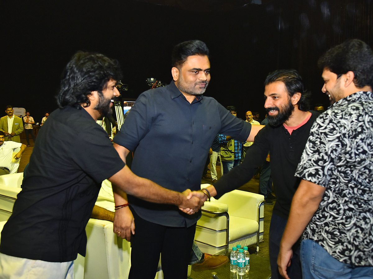 ‘దిల్‌’ రాజు ‘లోర్వెన్‌ ఏఐ’ స్టూడియో లాంచ్‌... టాలీవుడ్ ప్ర‌ముఖులు సంద ...