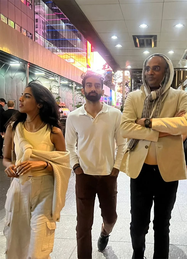 ఇంతకంటే అదృష్టం ఇంకేం కావాలి : సింగర్‌ సునీత ఫ్యామిలీ పిక్స్ (ఫొటోలు ...