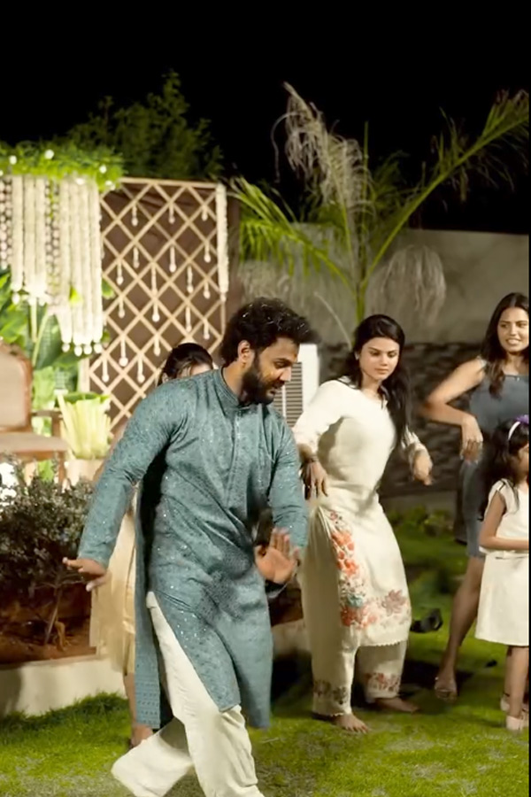 తమిళ నటుడి భార్య సీమంతం.. రంభ సందడి (ఫొటోలు) | Actress Rambha Attend ...