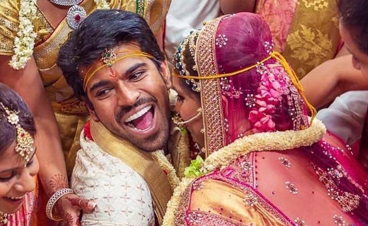 రామ్ చరణ్-ఉపాసన వెడ్డింగ్ యానివర్సరీ స్పెషల్ (ఫొటోలు) | Ram Charan And ...