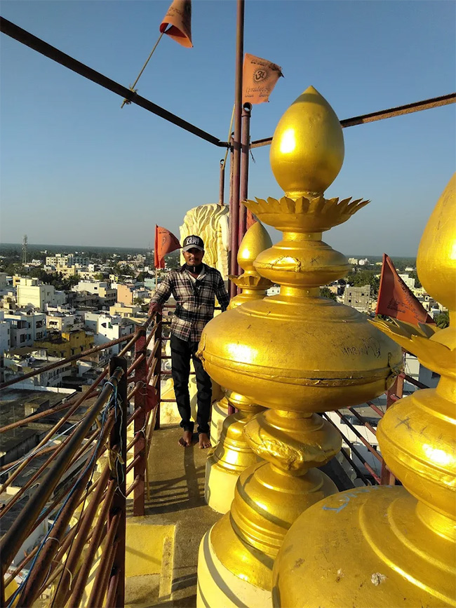 ఏపీలో ప్రసిద్ధి చెందిన ఆలయం..ఈ ఎత్తైన గోపురం పైకి మీరు ఎప్పుడైనా ...