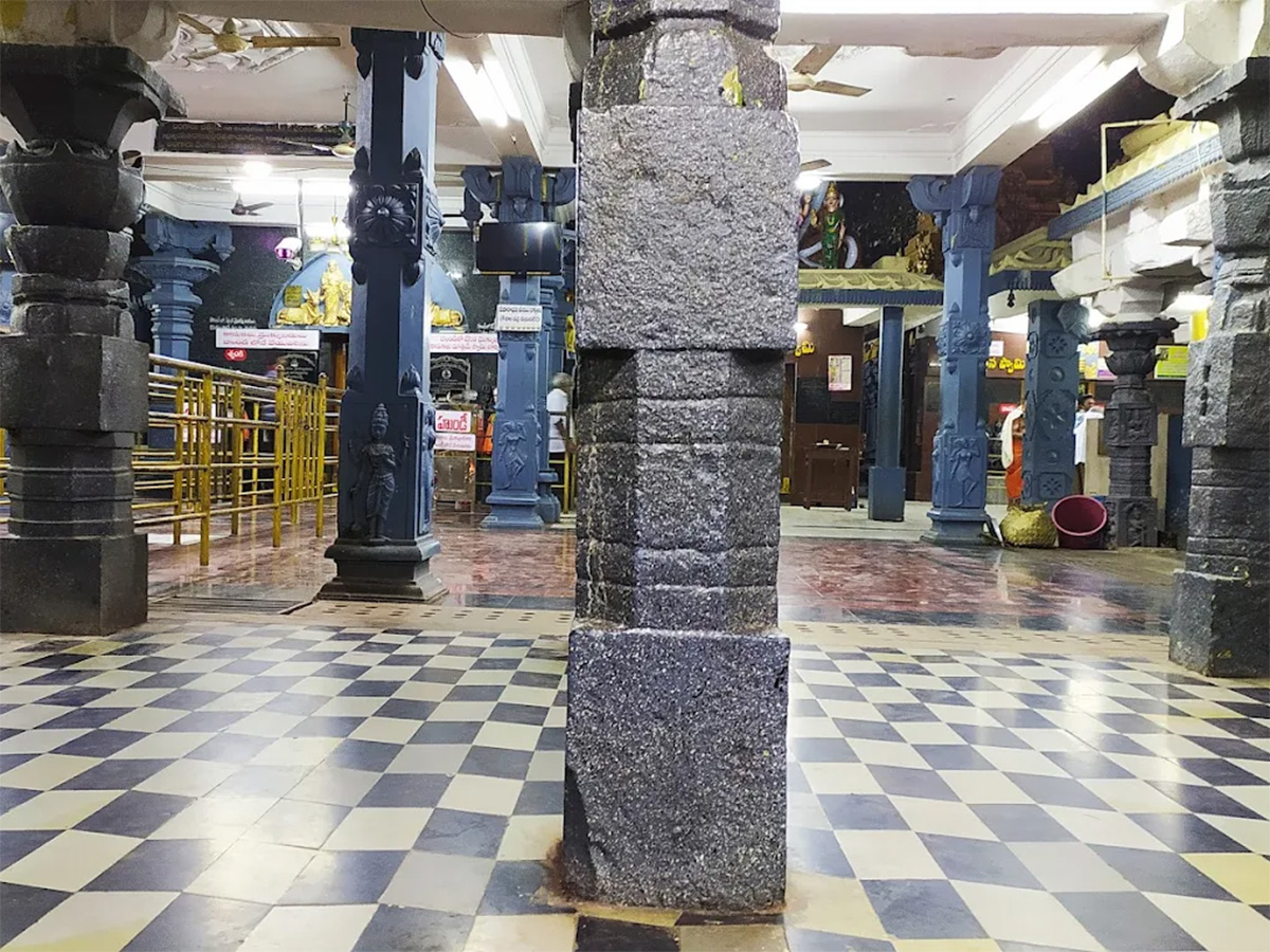 ఏపీలో ప్రసిద్ధి చెందిన ఆలయం..ఈ ఎత్తైన గోపురం పైకి మీరు ఎప్పుడైనా ...