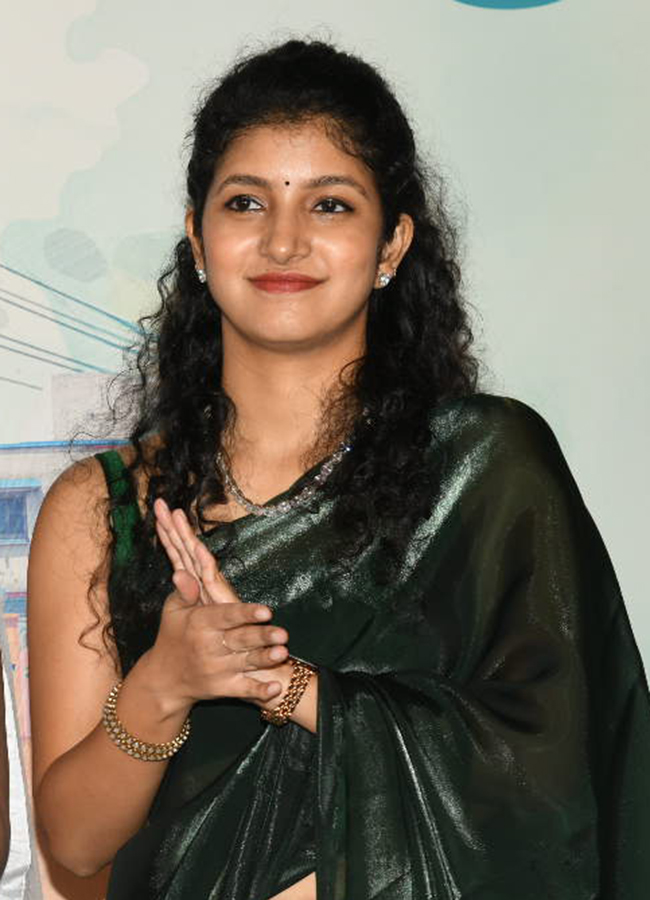 తెలుగు సినిమా చేయలేదు కానీ తెలుగు స్పీచ్‌ అదరగొట్టింది.. ఎవరీ బ్యూటీ ...