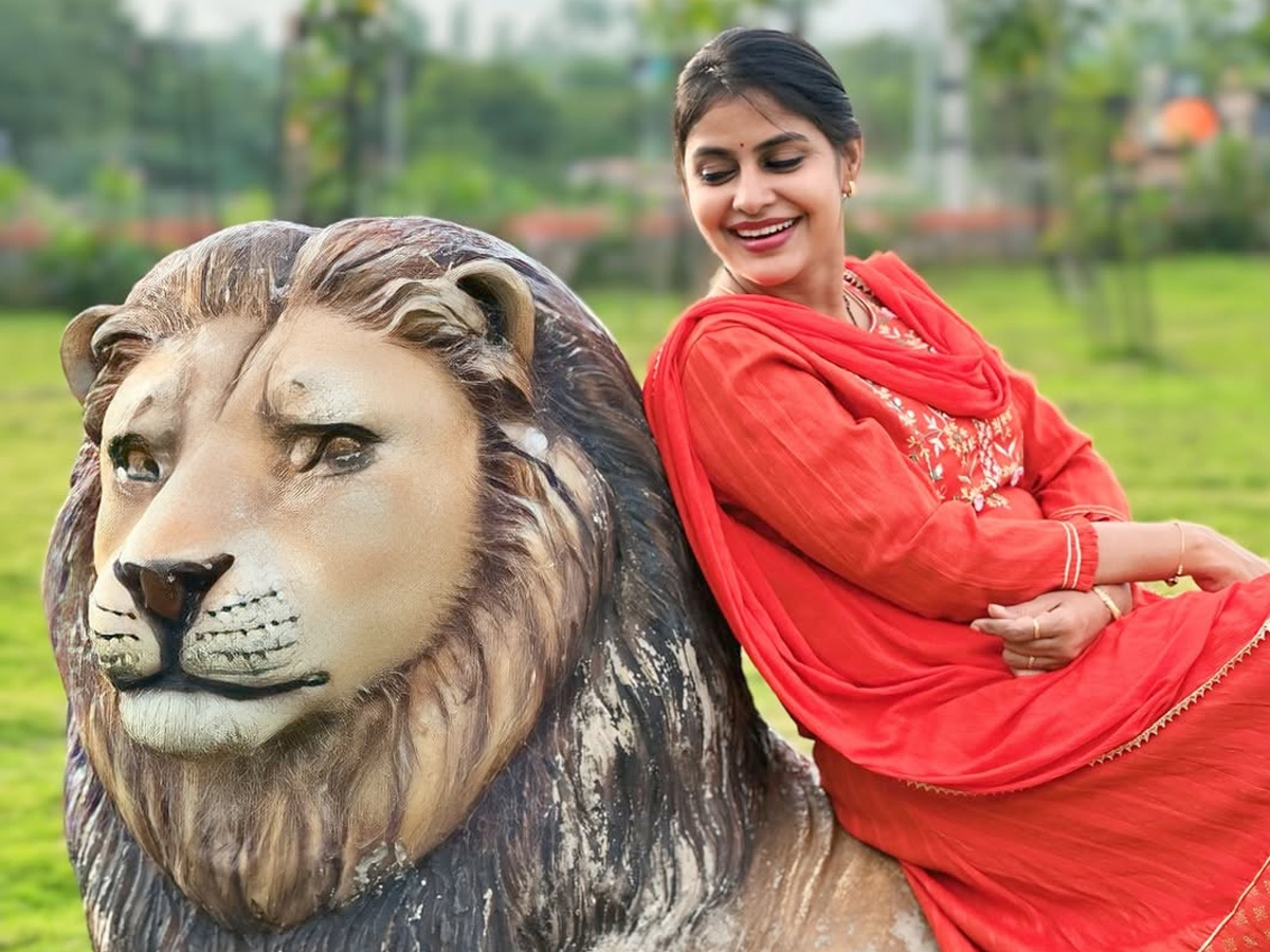 పెళ్లి తర్వాత ఈరోజు ఎంతో ప్రత్యేకం అంటూ ఫోటోలు షేర్‌ చేసిన సోనియా ...