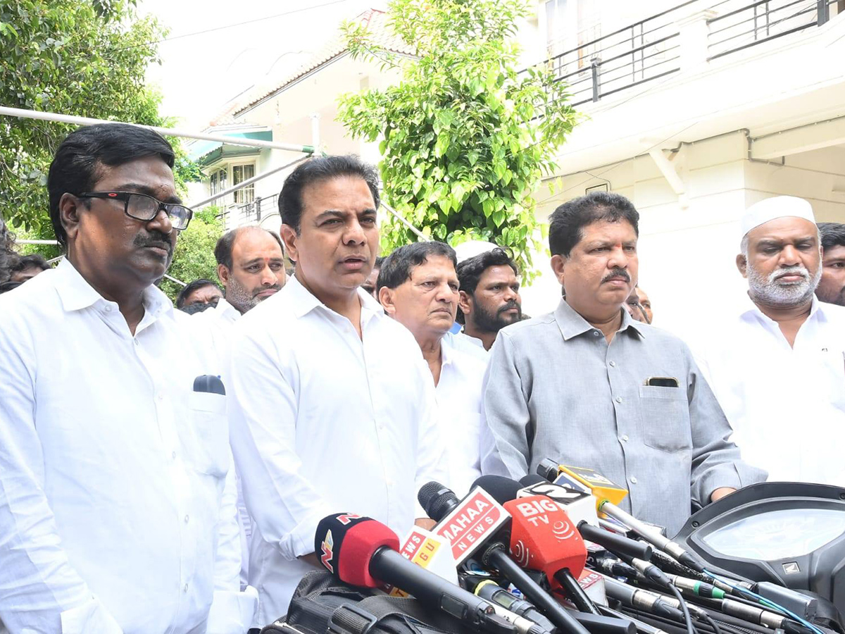 హైదరాబాద్‌ : మాగంటికి నేతలు కన్నీటి నివాళి (ఫొటోలు) | KCR Emotional On ...