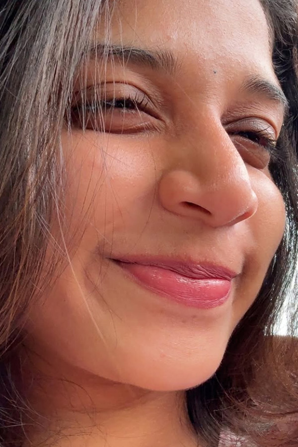 'కోర్ట్' శ్రీదేవి జూలై జ్ఞాపకాలు.. అటు ఫ్యామిలీ ఇటు కొత్త కారు (ఫొటోలు ...