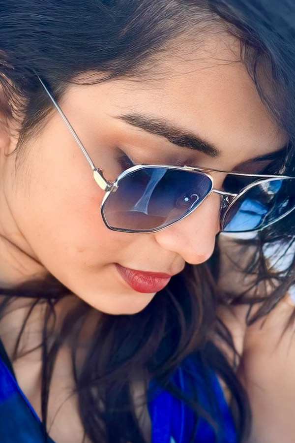 యూఎస్‌లో ప్రియాంక బీచ్ వెకేషన్ (ఫొటోలు) | Bigg Boss Priyanka Jain beach ...