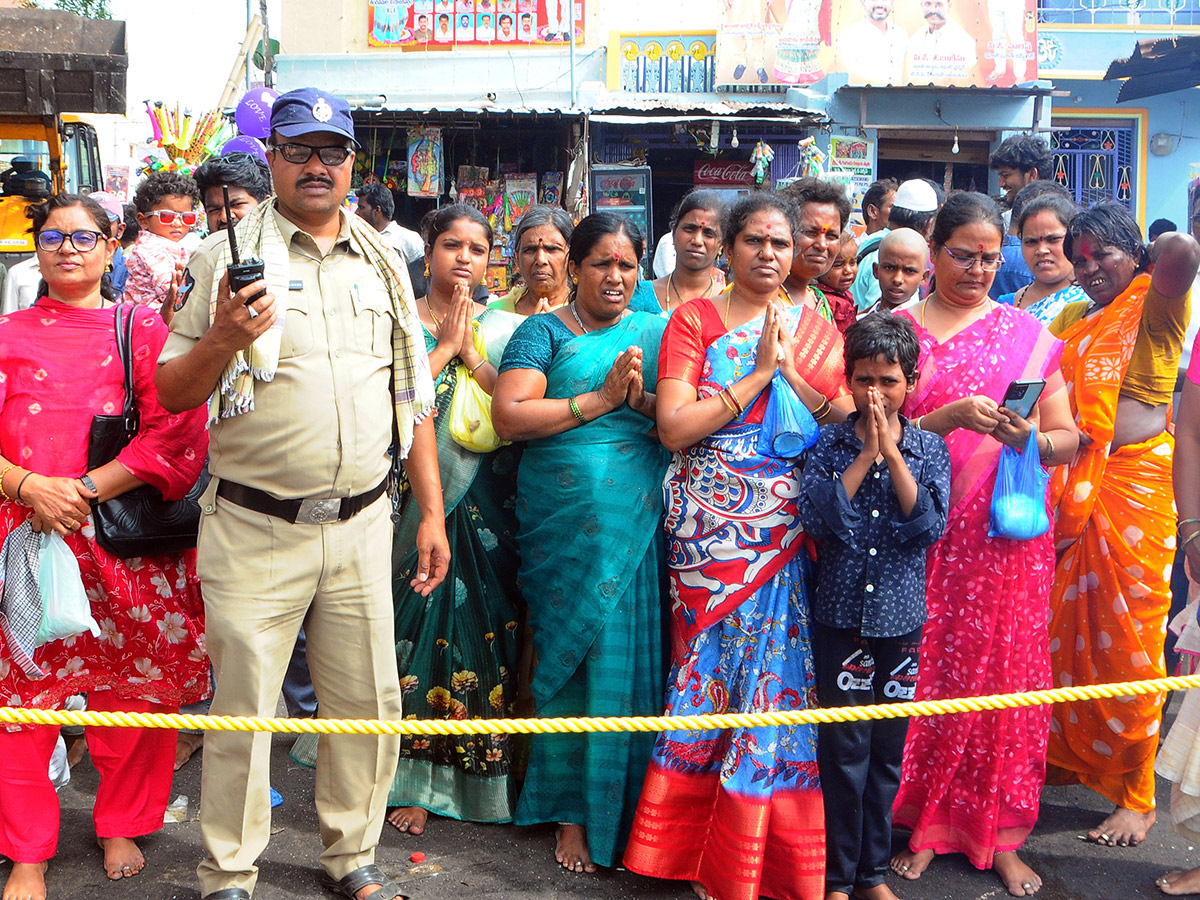 అనంతపురం : గూగూడులో కుళ్లాయిస్వామి ఉత్సవాలకు పోటెత్తిన భక్తులు (ఫొటోలు ...