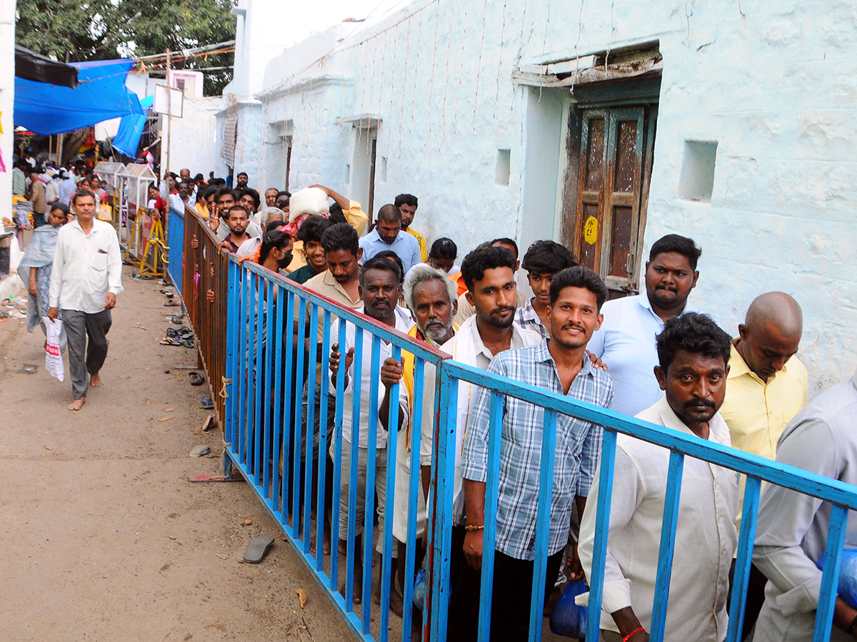 అనంతపురం : గూగూడులో కుళ్లాయిస్వామి ఉత్సవాలకు పోటెత్తిన భక్తులు (ఫొటోలు ...