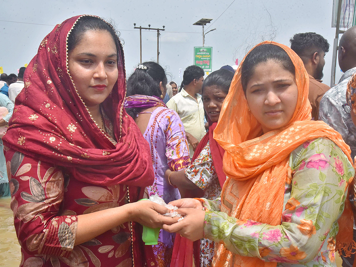 నెల్లూరులో ఘనంగా మొదలైన రొట్టెల పండగ..పోటెత్తిన భక్తజనం (ఫొటోలు) | Huge ...