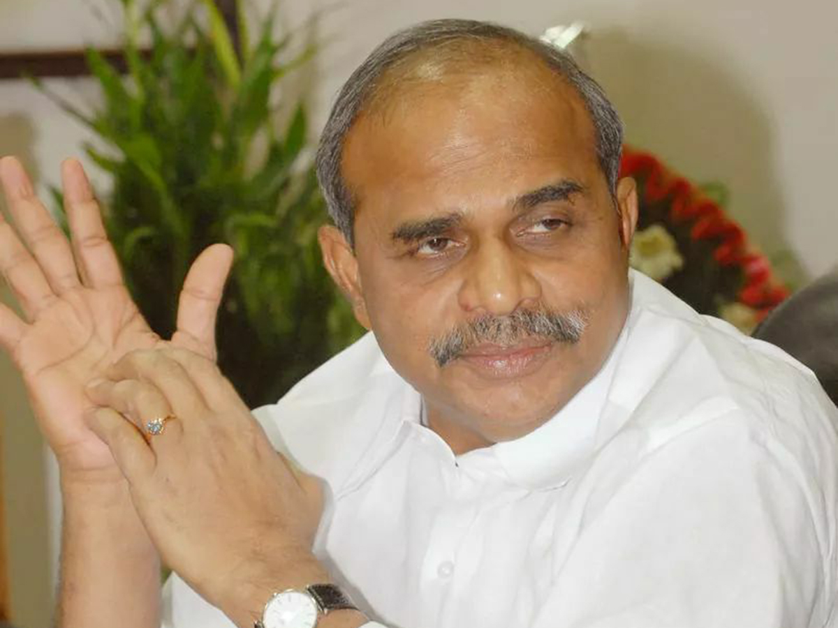 వైఎస్సార్‌.. అరుదైన చిత్రమాలిక | YS Rajasekhara Reddy Rare And Unseen ...