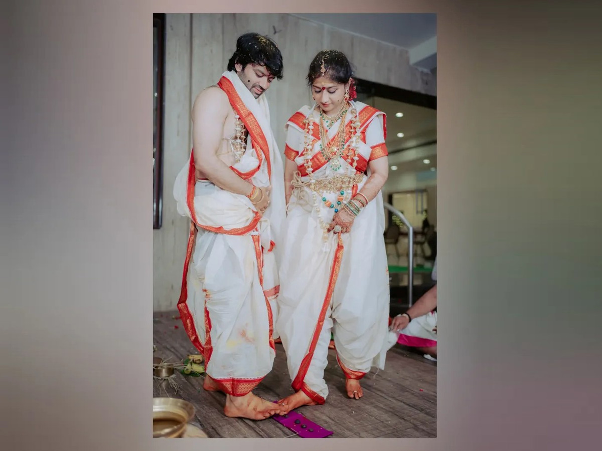 శ్రీవారితో అందమైన జర్నీకి ఏడాది! వరాహరూపం సింగర్‌ శ్రీలలిత (ఫొటోలు ...