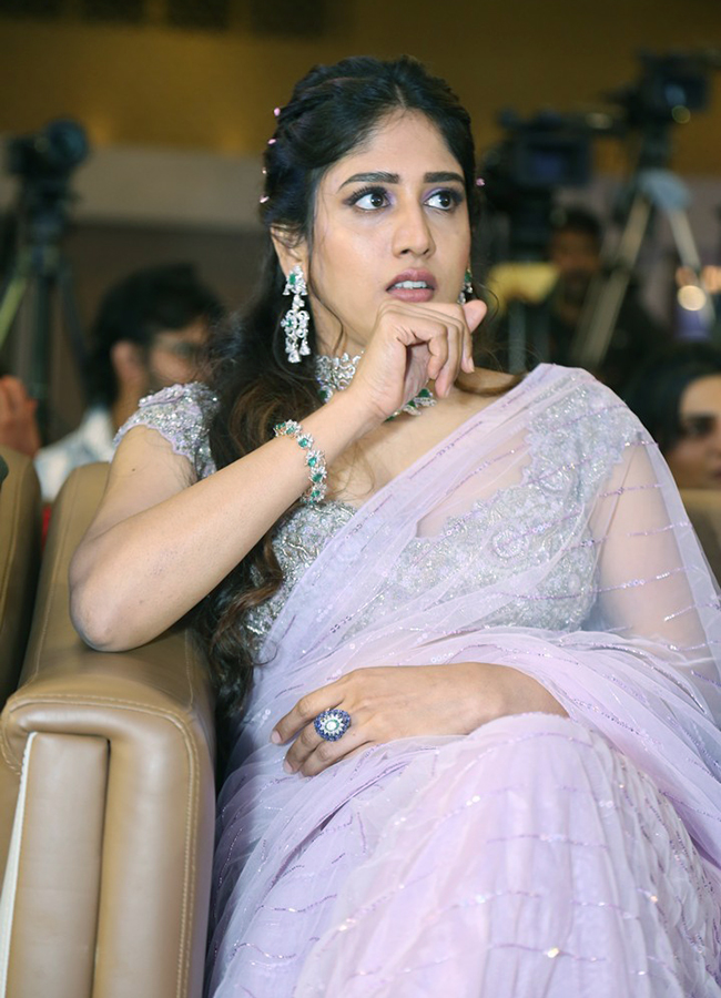 ‘సంతాన ప్రాప్తిరస్తు’ ప్రీ రిలీజ్ లో మెరిసిన చాందినీ చౌదరి (ఫొటోలు ...