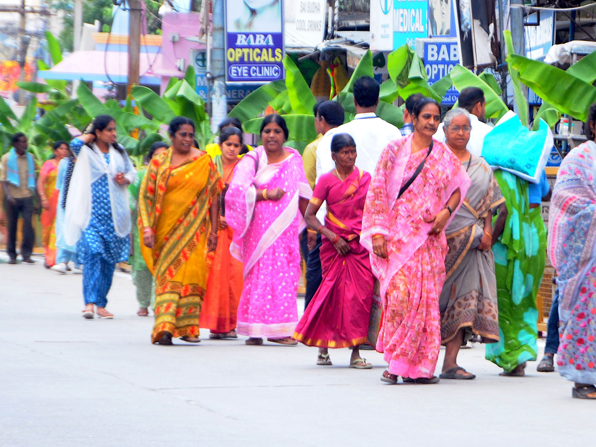పుట్టపర్తి : కనుల పండువగా సత్యసాయి జయంతి వేడుకలు (ఫోటోలు) | Sathya Sai ...