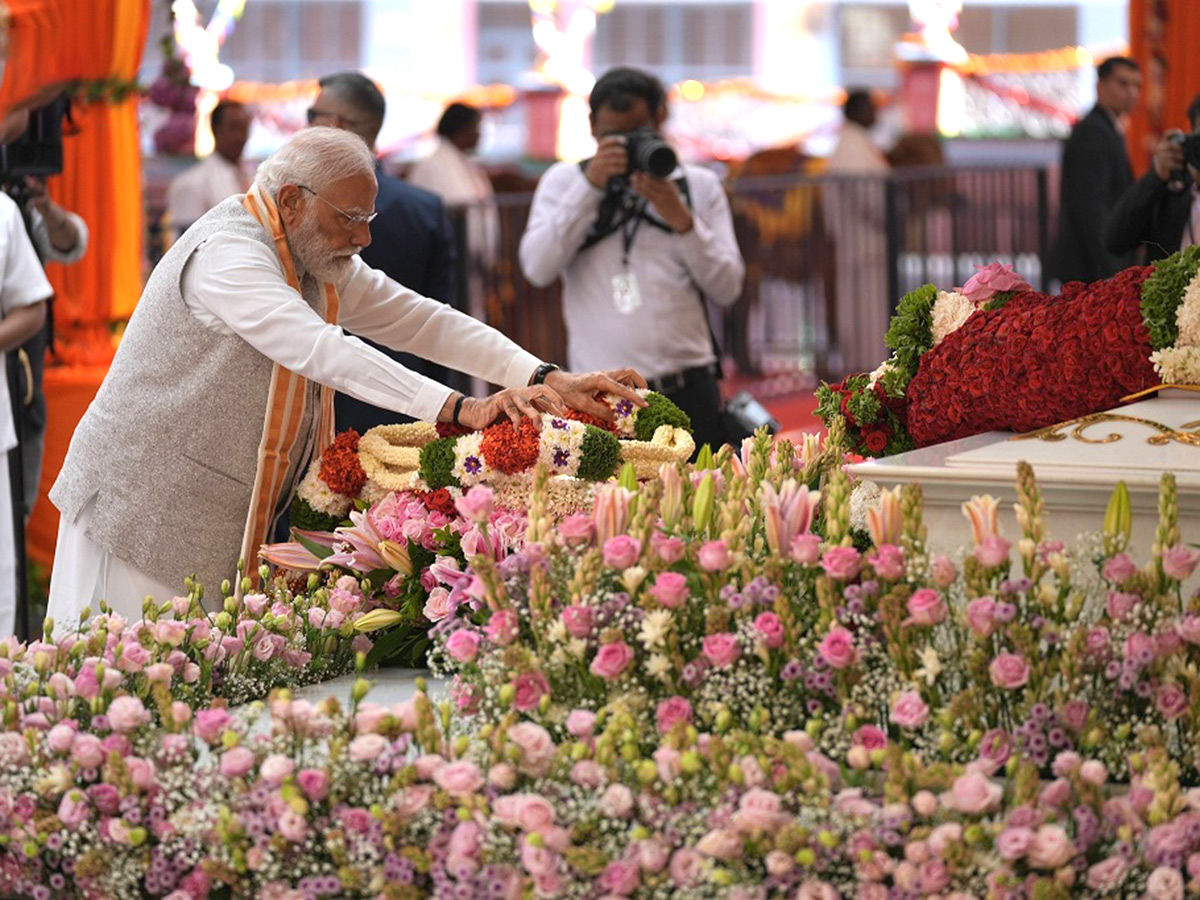 పుట్టపర్తిలో సత్యసాయి బాబా శతజయంతి వేడుకలు (ఫొటోలు) | Mahasamadhi Of ...